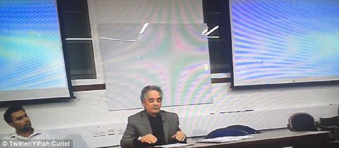 3a2ef96900000578-3918000-thomas_suarez_giving_the_talk_to_the_soas ...