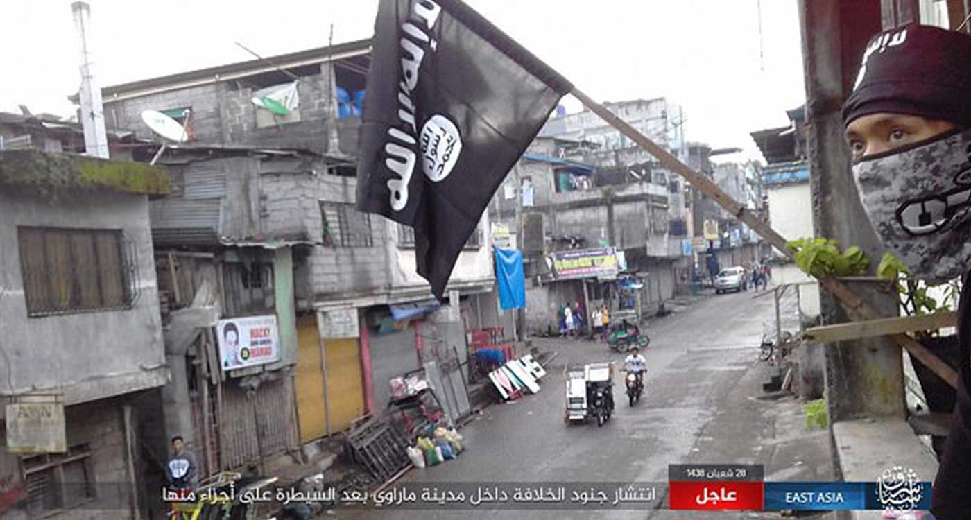 Philippines: Hundreds-of-thousands flee city as ISIS terrorists ...