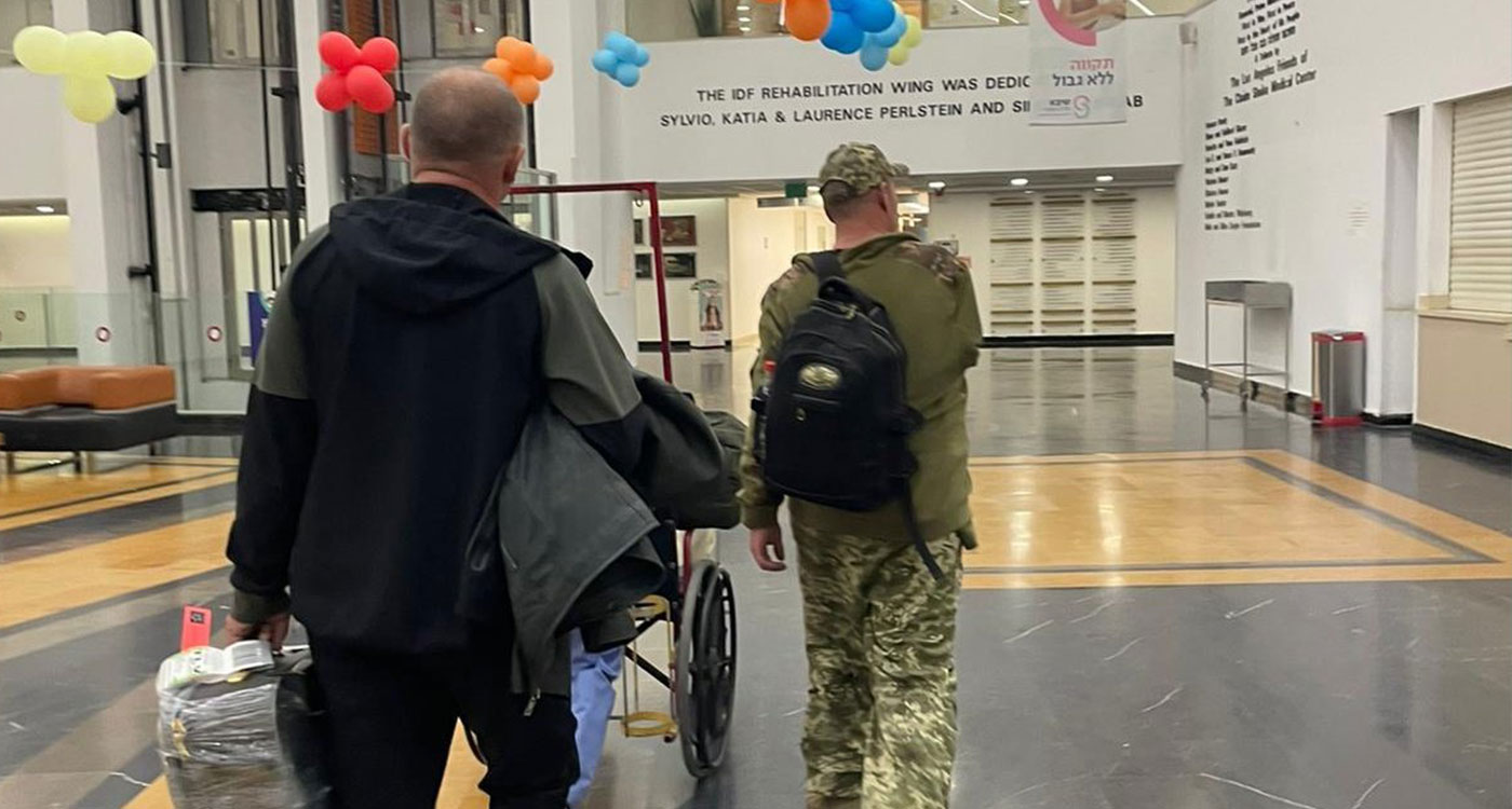 In first, severely wounded Ukrainian soldiers flown to Israel for ...